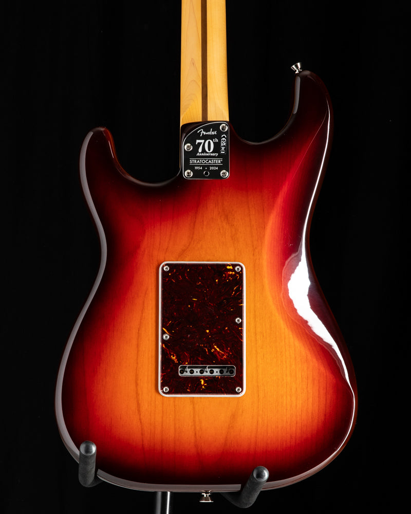 Fender 70th Anniversary American Professional II Stratocaster Comet Bu