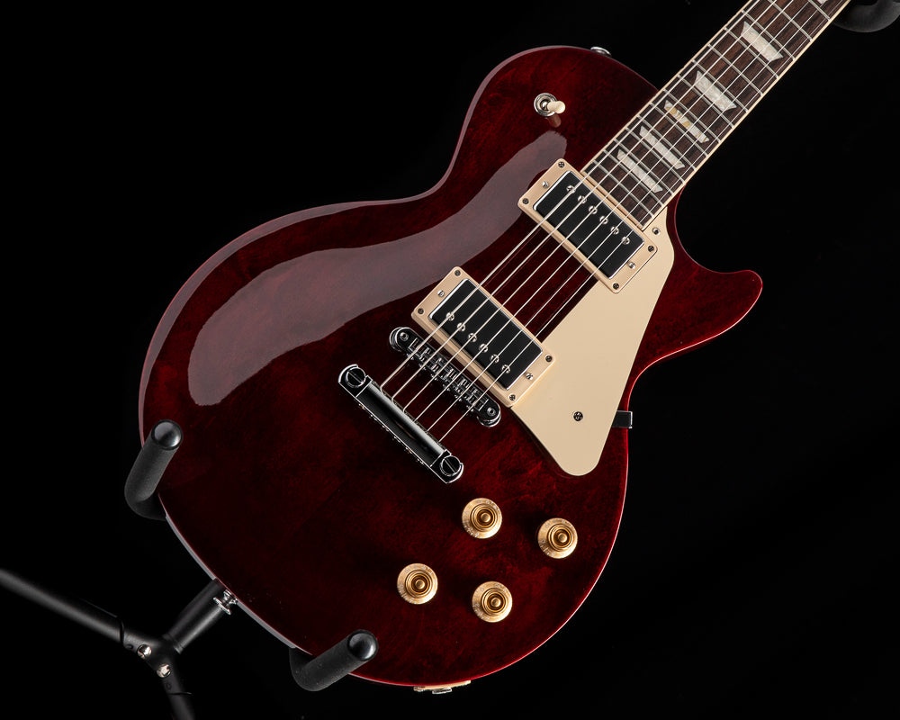 Classic Gibson Les Paul Studio Electric Guitar in Wine Red