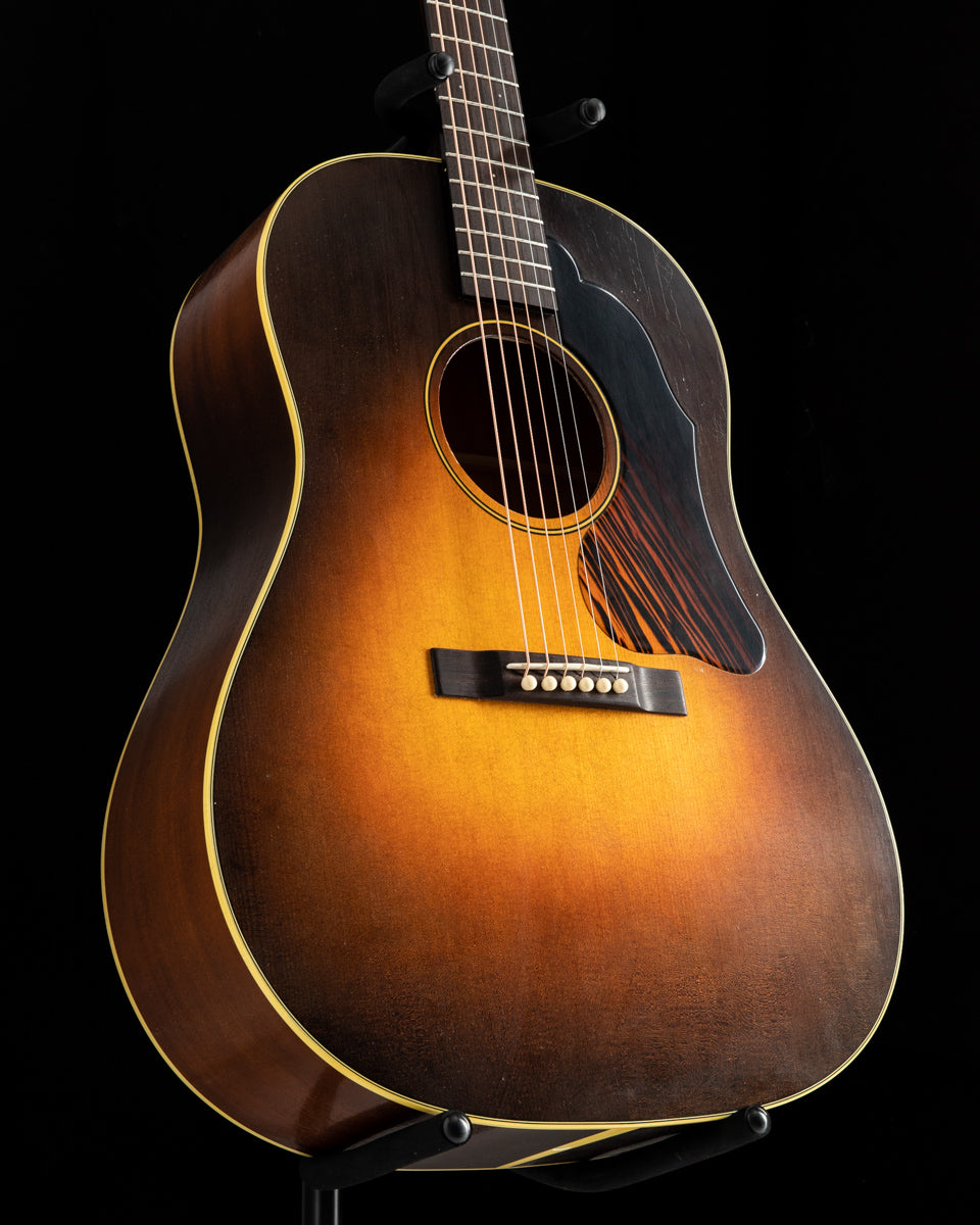 Iris Guitar Company DF Distressed Tobacco Burst Acoustic Guitar