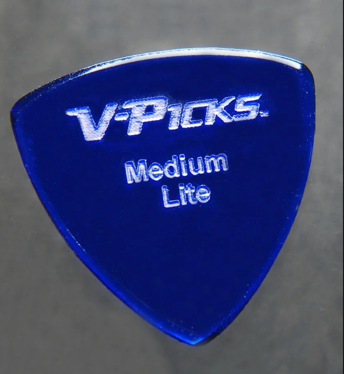 V Picks Medium Pointed Lite Sapphire Blue