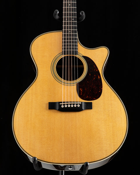 Used Acoustic Guitars