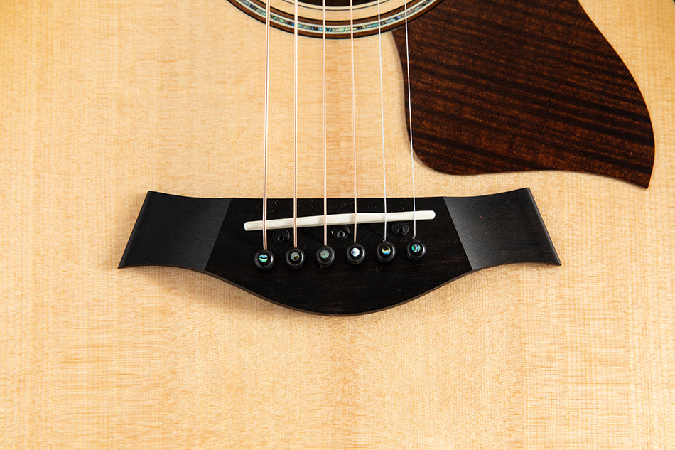 Taylor 618e Antique Blonde